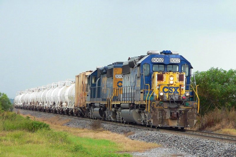 CSX 8002